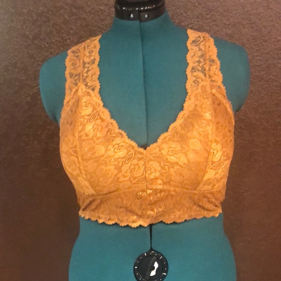 Zenana Outfitters | Tops | Beautiful Lace Bralette | Poshmark